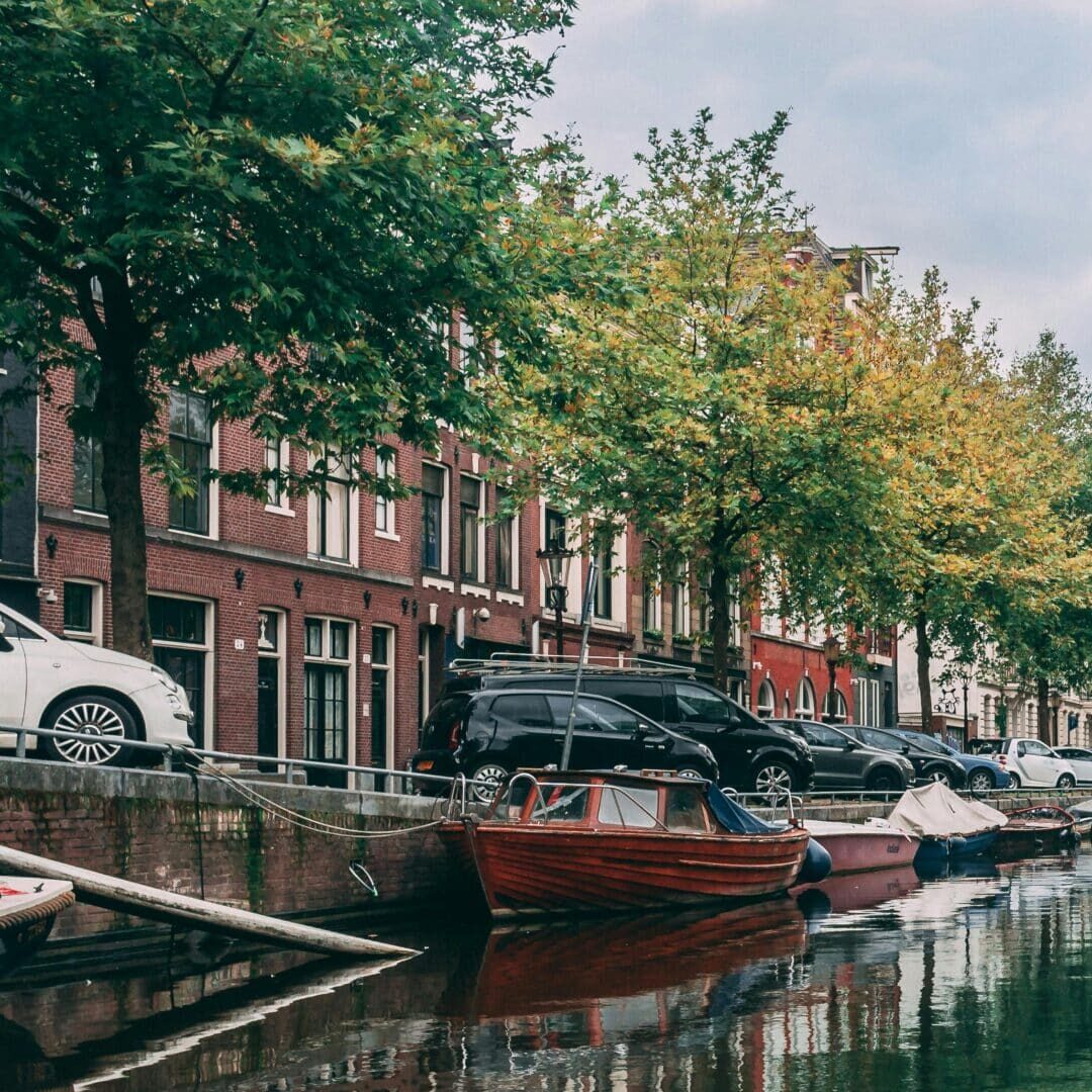 Why Choose Staxi for a Taxi in Amsterdam?